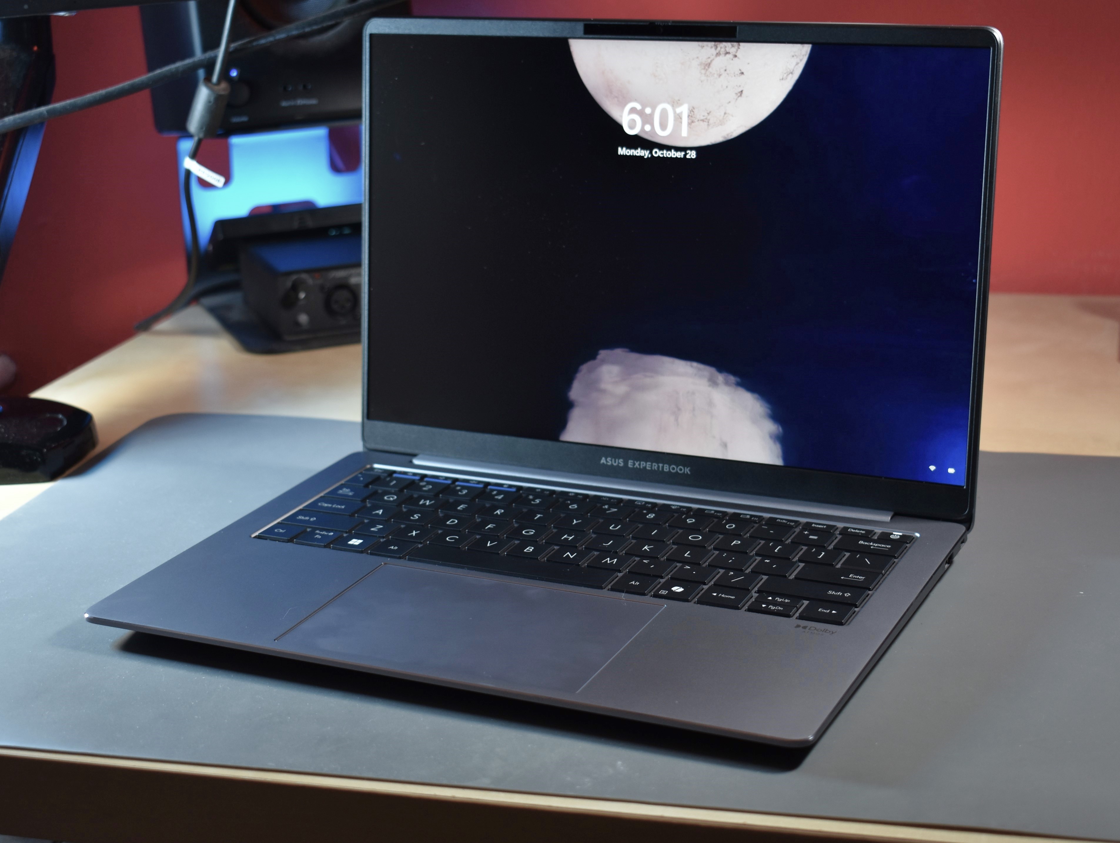 Recensione del notebook Asus ExpertBook P5 P5405: è arrivato il momento dell'M1 di Intel in un ...