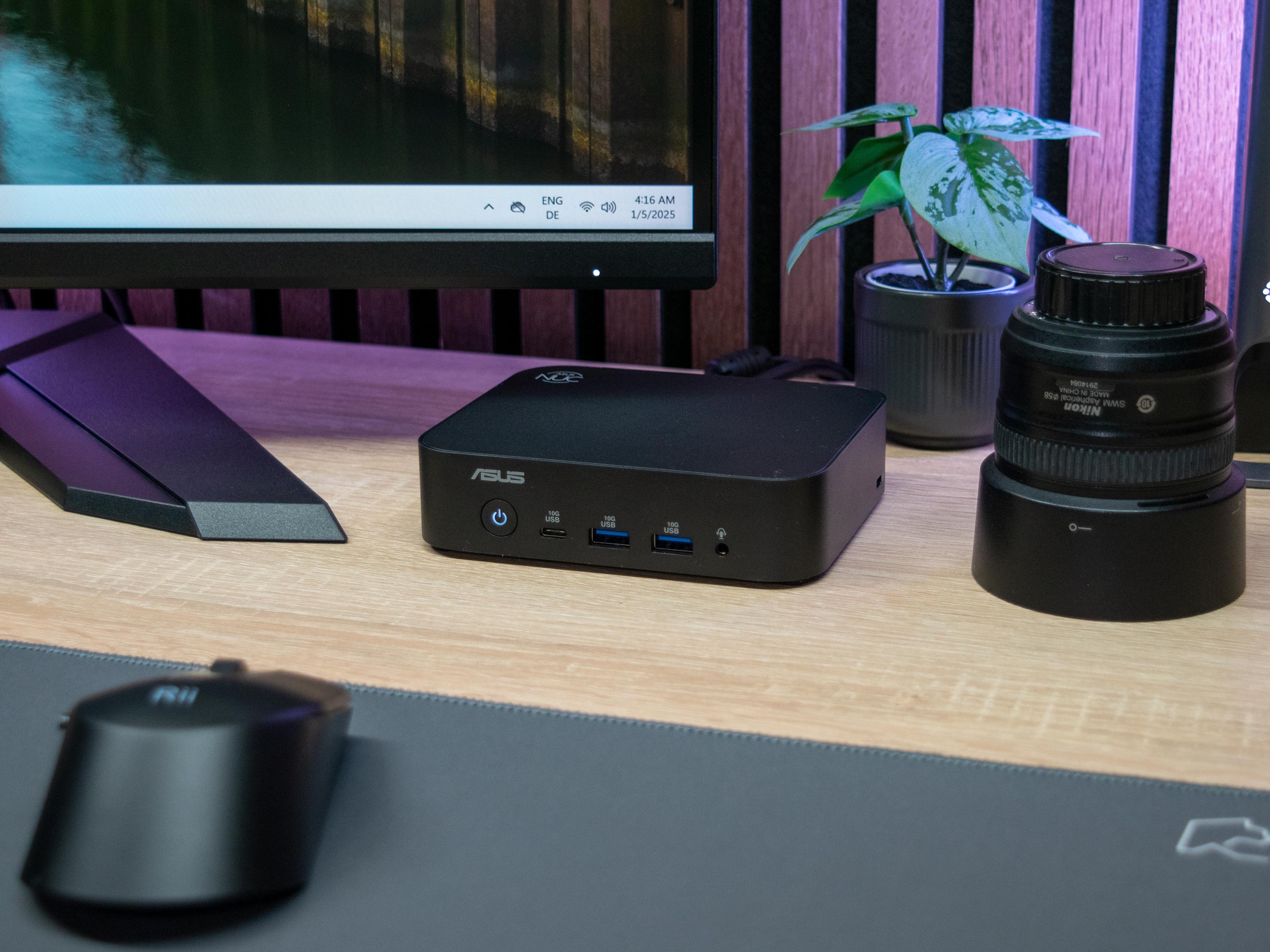 Recensione dell'Asus NUC 14 Essential: Un mini PC efficiente come ...
