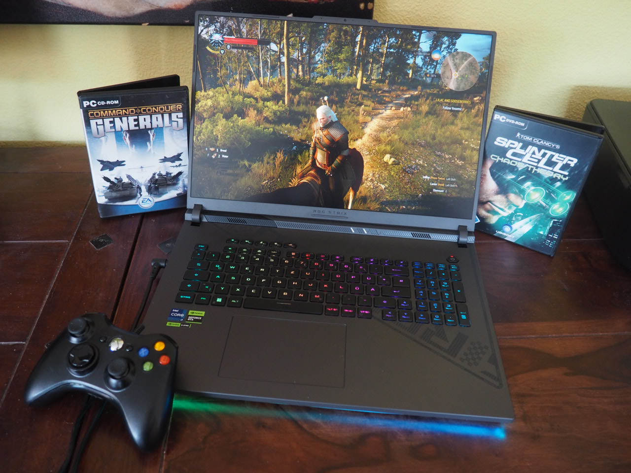 Recensione del portatile Asus ROG Strix G18 G814JI: Luci e ombre con il computer per il gaming ...