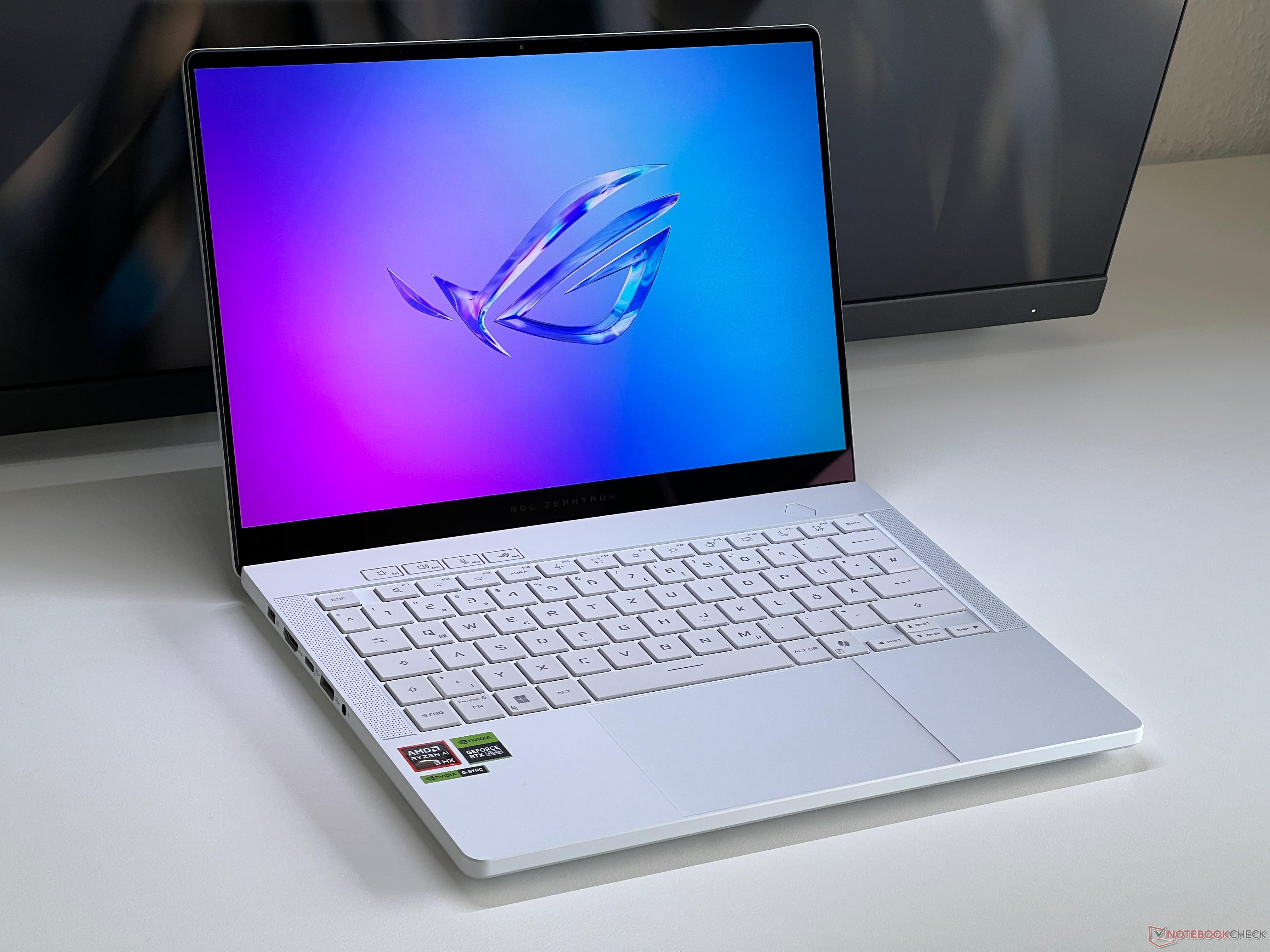 L'Asus ROG Zephyrus G14 non ha rivali, poiché il Razer Blade 14 è ...