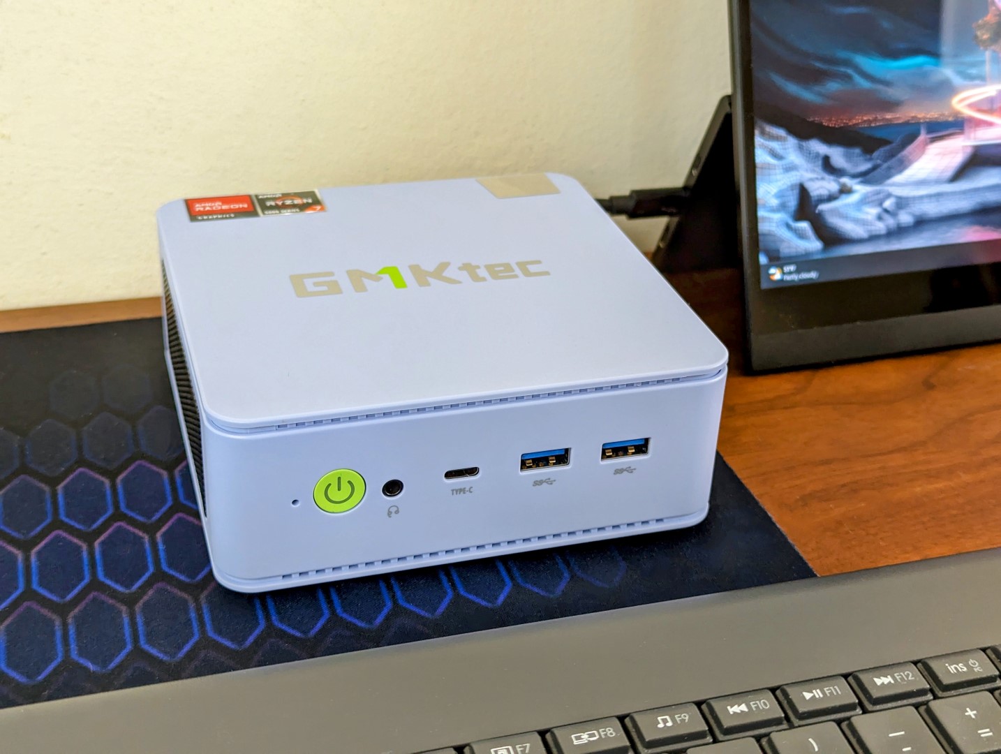 Recensione del mini PC GMK NucBox M5: AMD Zen 2 è un po' troppo lungo - Notebookcheck.it