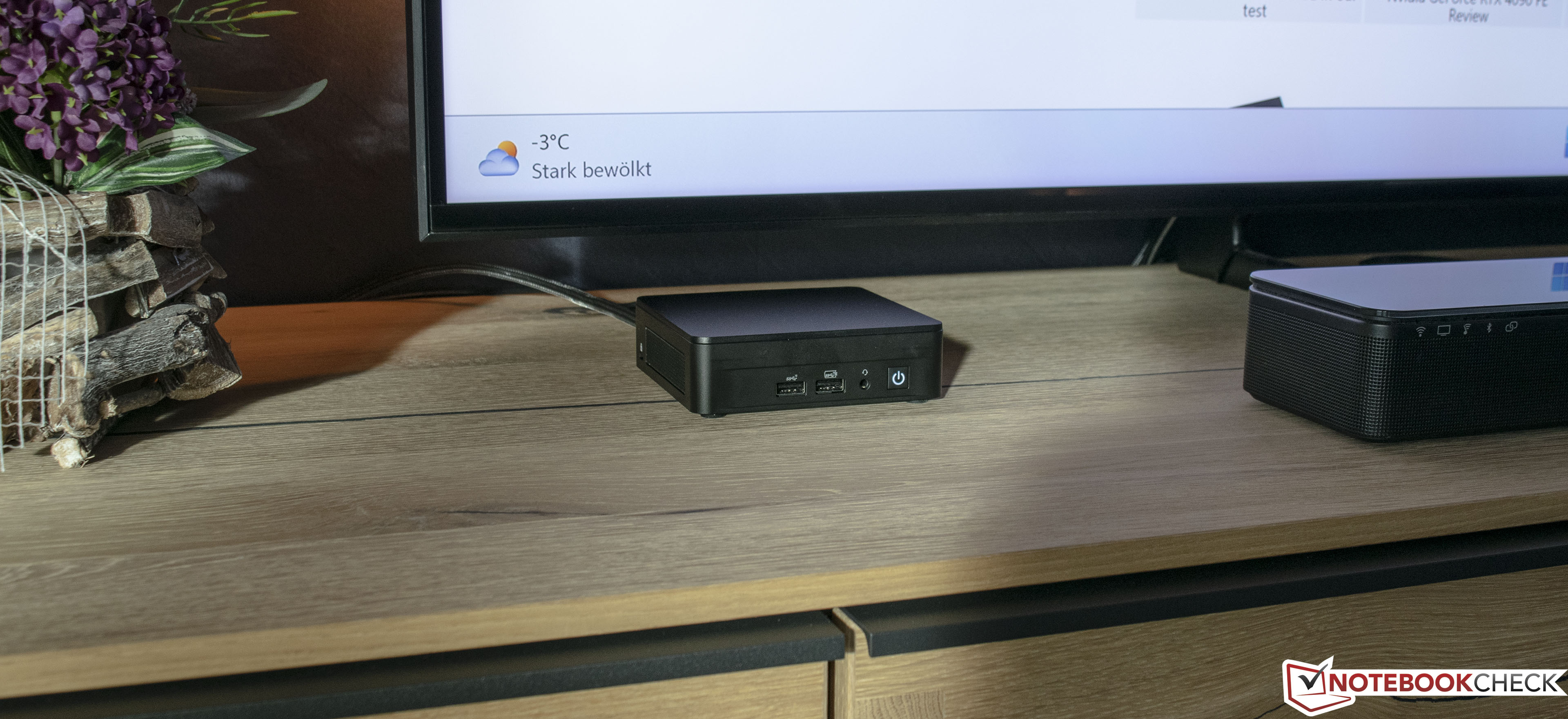 Recensione dell'Intel NUC 12 Pro Kit - Wall Street Canyon: Mini PC ...