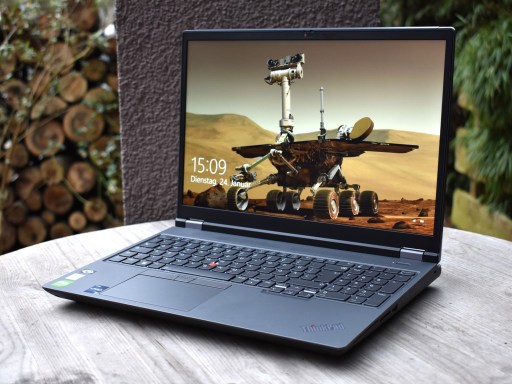 Recensione del portatile Lenovo ThinkPad P16 G1: Una workstation HX55 ...