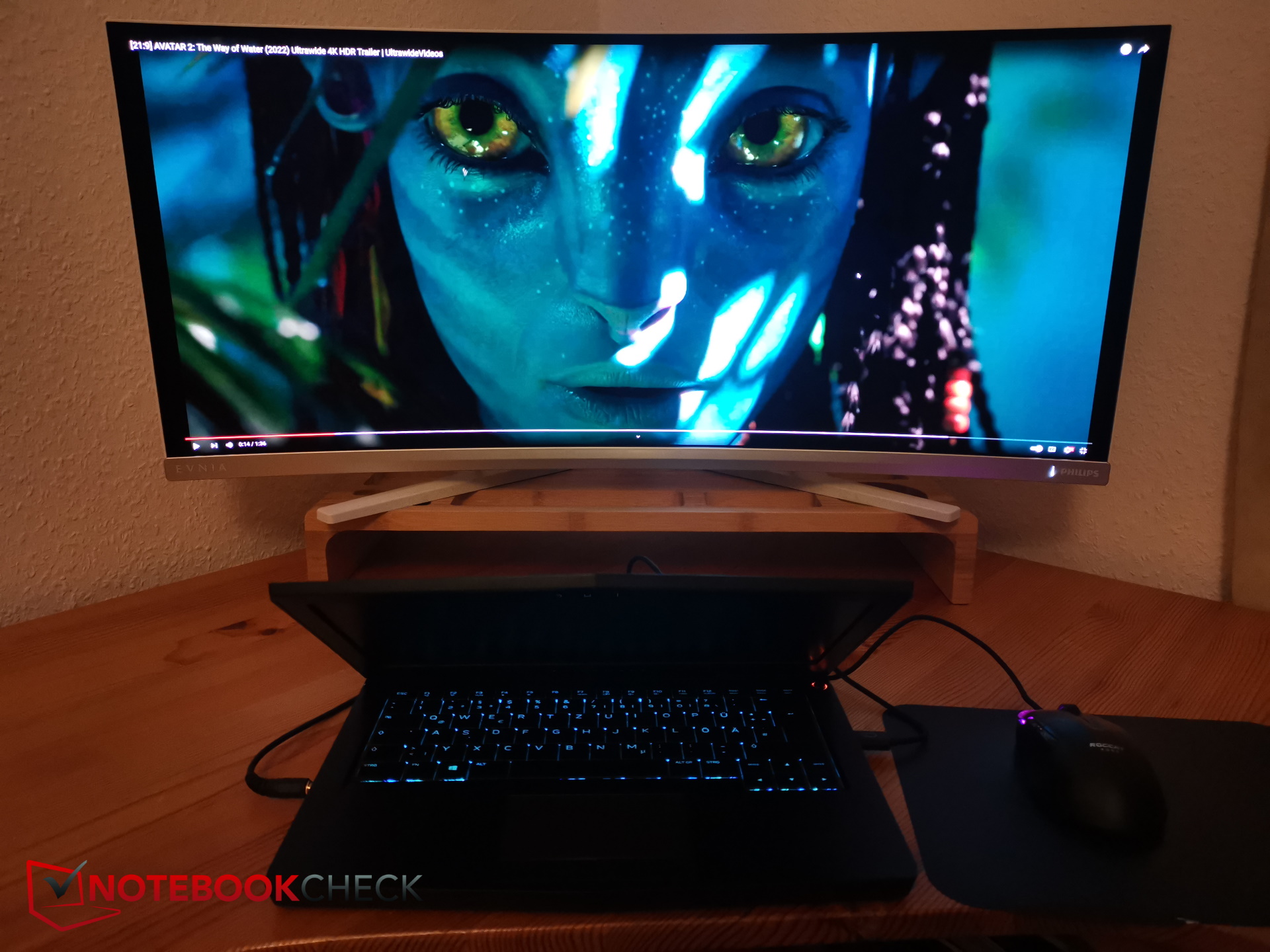 Recensione del monitor Philips Evnia 34M2C8600: Finalmente un OLED da ...