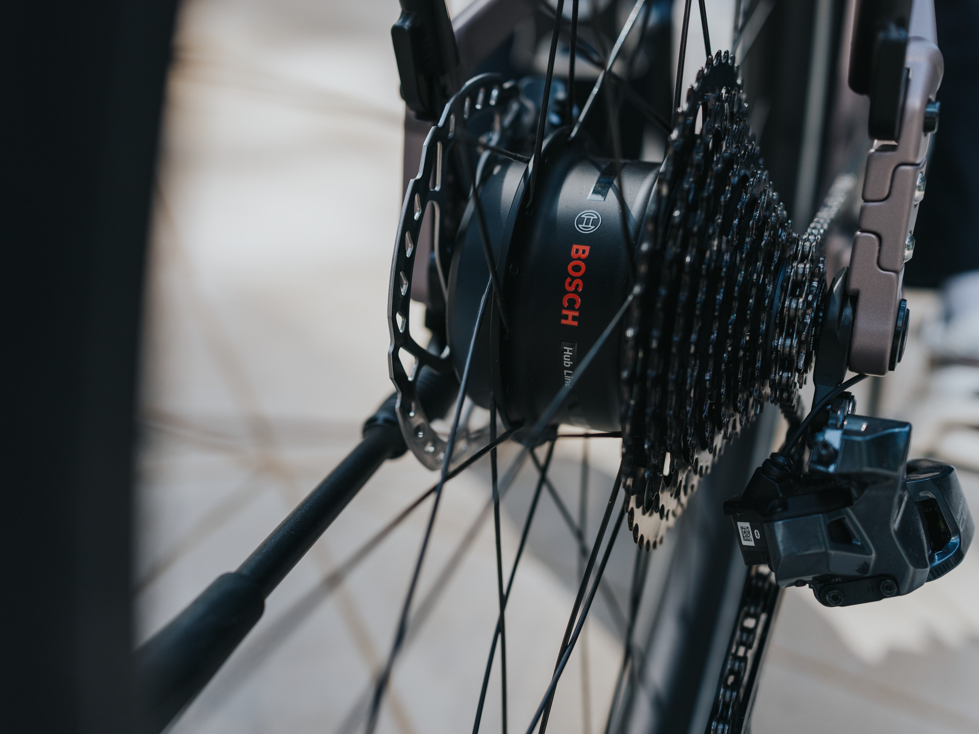 Bosch presenta il sistema per e-bike Hub Drive, dotato di un motore ...