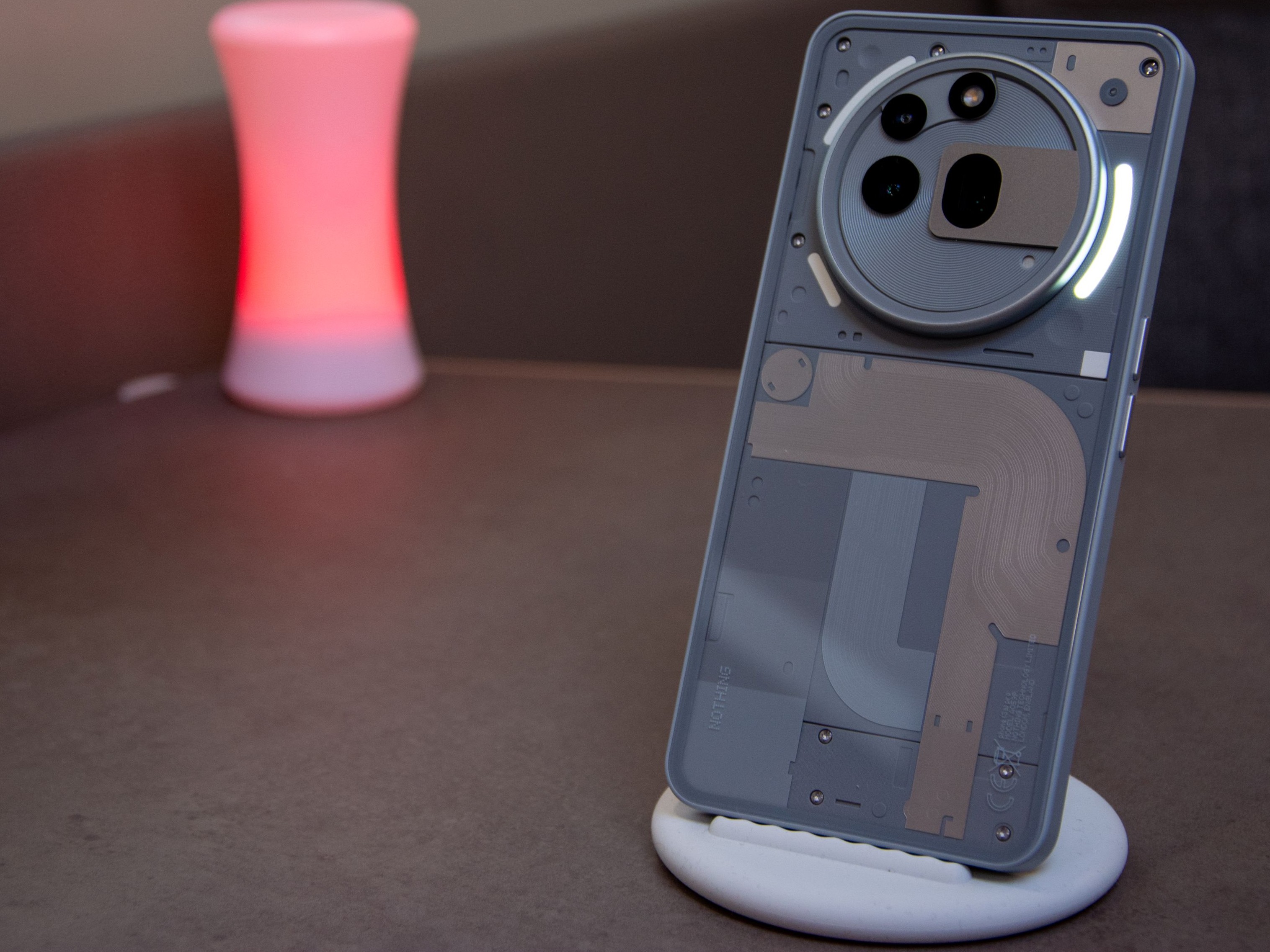 Recensione dello smartphone Nothing Phone (3a) Pro: Più megapixel ...