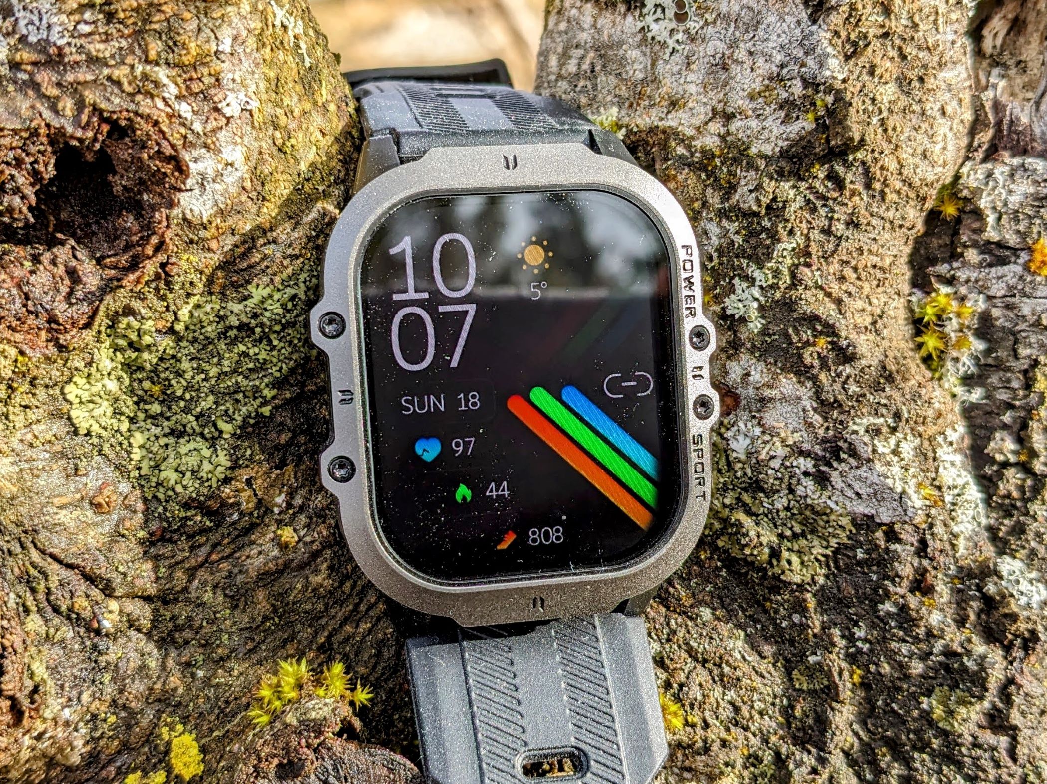 Recensione dello smartwatch Oukitel BT20 - Ampio display con un look da ...