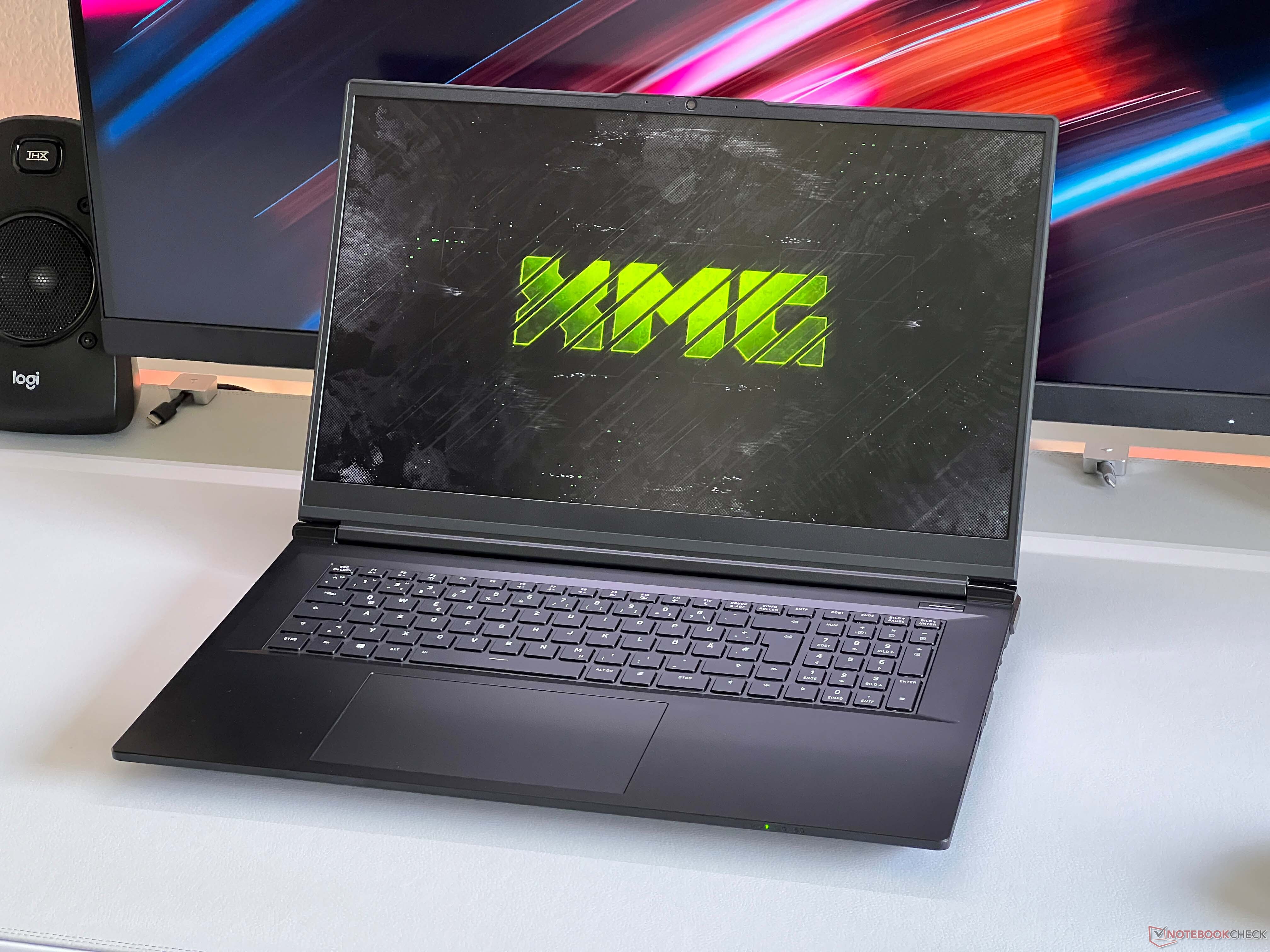 Recensione del gaming laptop XMG Focus 17 M25: La GPU più economica per ...