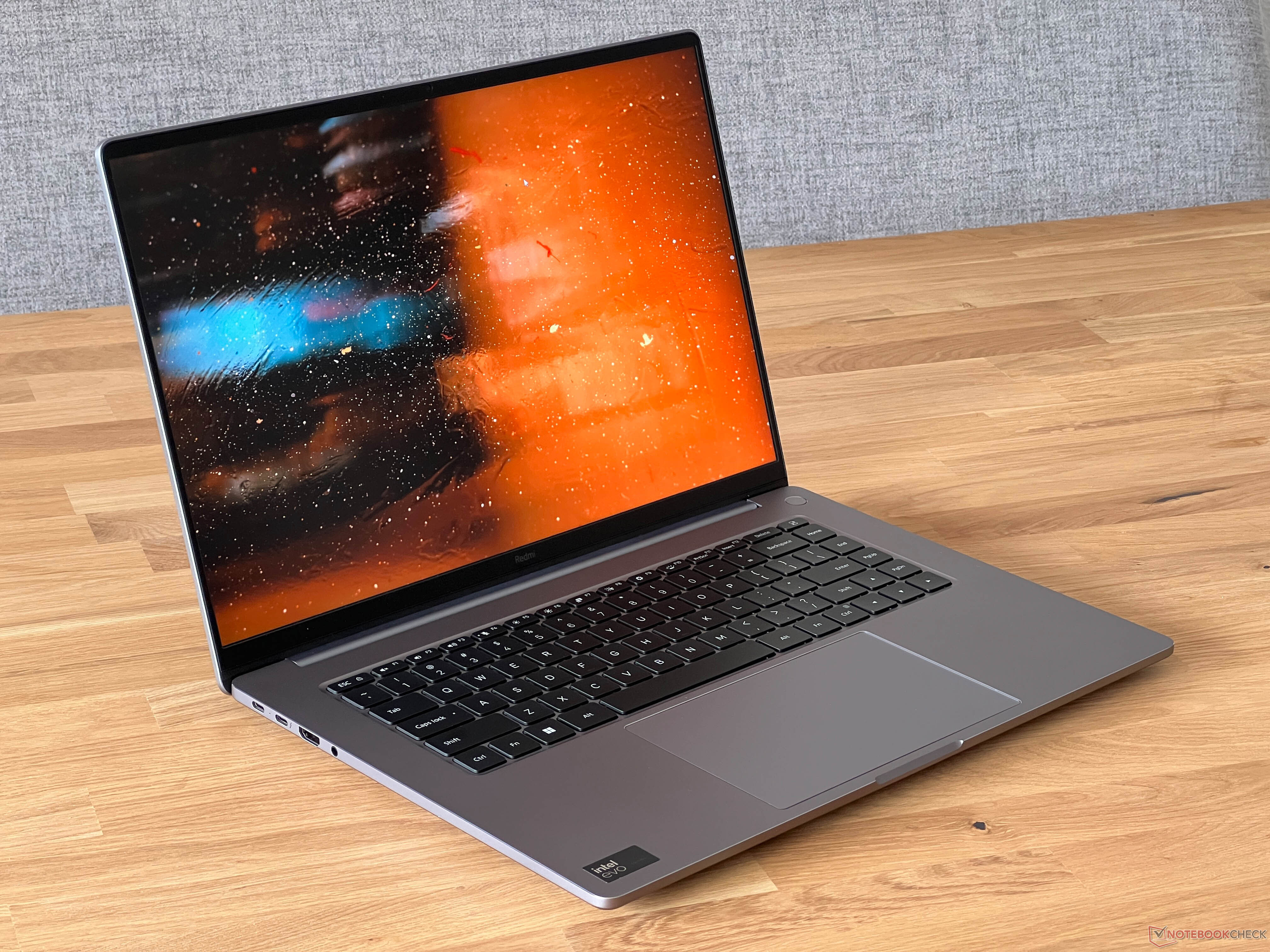 Recensione dello Xiaomi RedmiBook Pro 16 2024 Forse il miglior portatile Meteor Lake con una lunga durata della batteria Notebookcheck