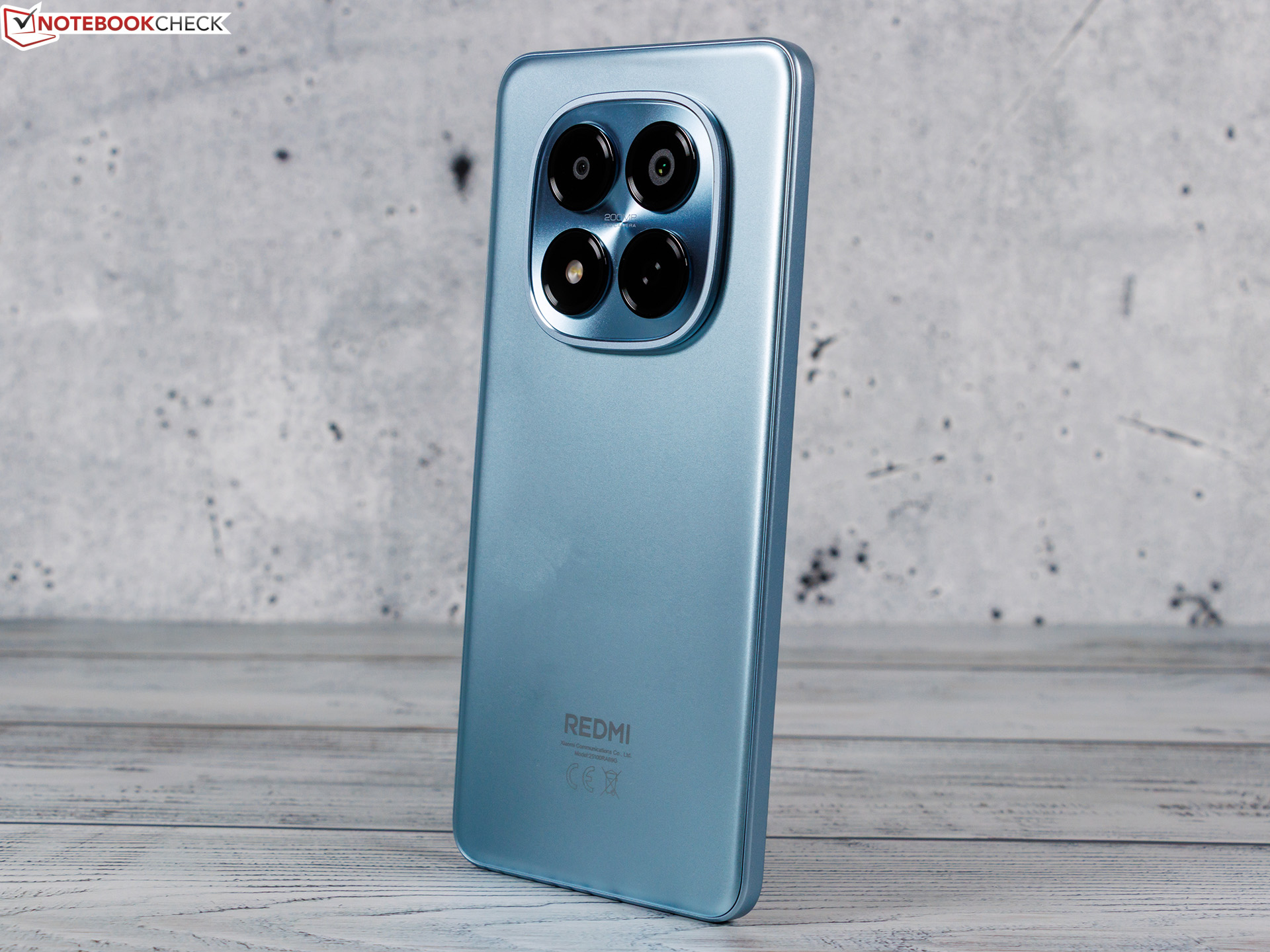 Recensione dello smartphone Xiaomi Redmi Note 15 Pro: Pro anche senza ...