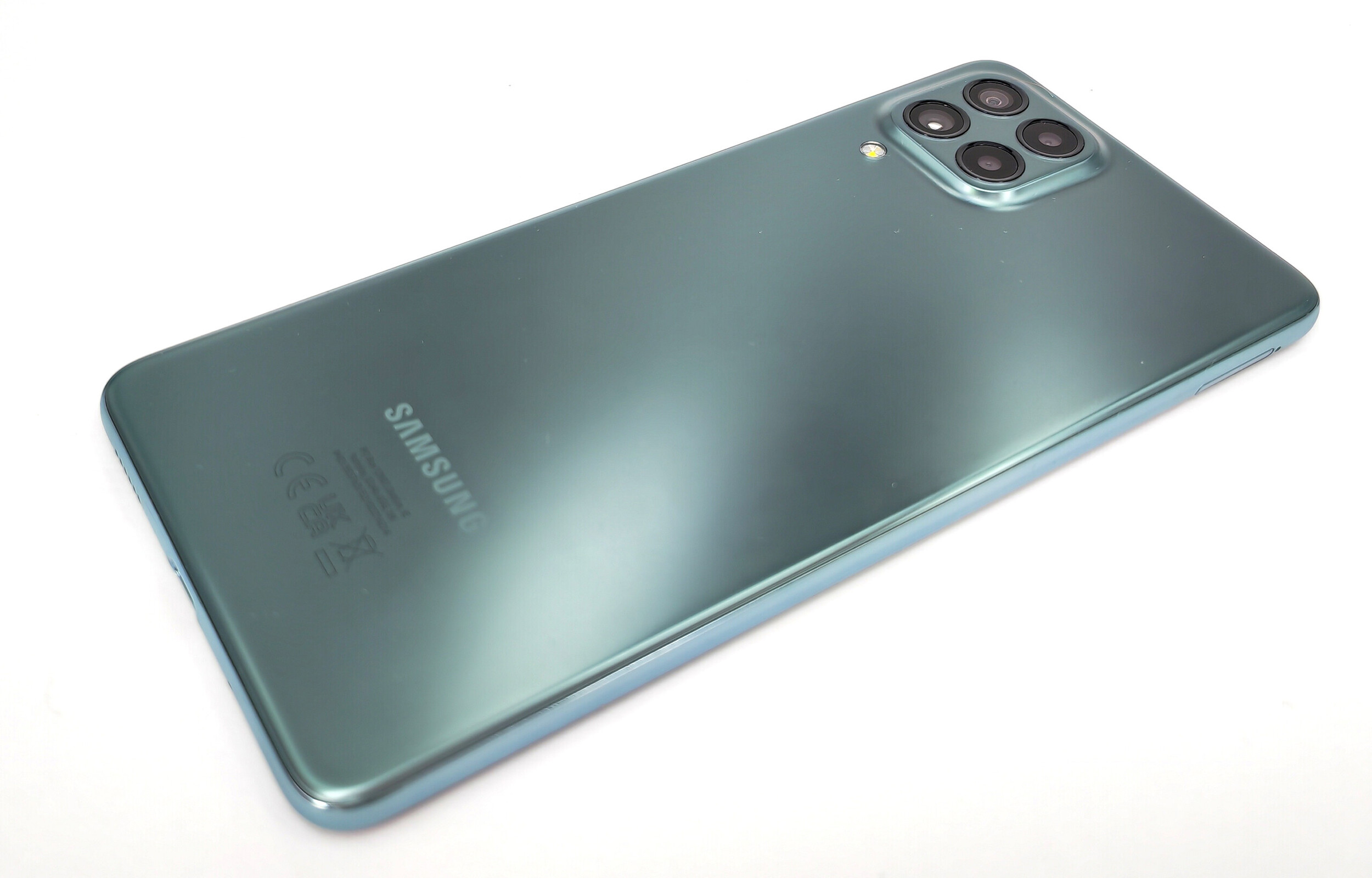 Samsung Galaxy M44 5G: lo smartphone di fascia media si mostra su ...