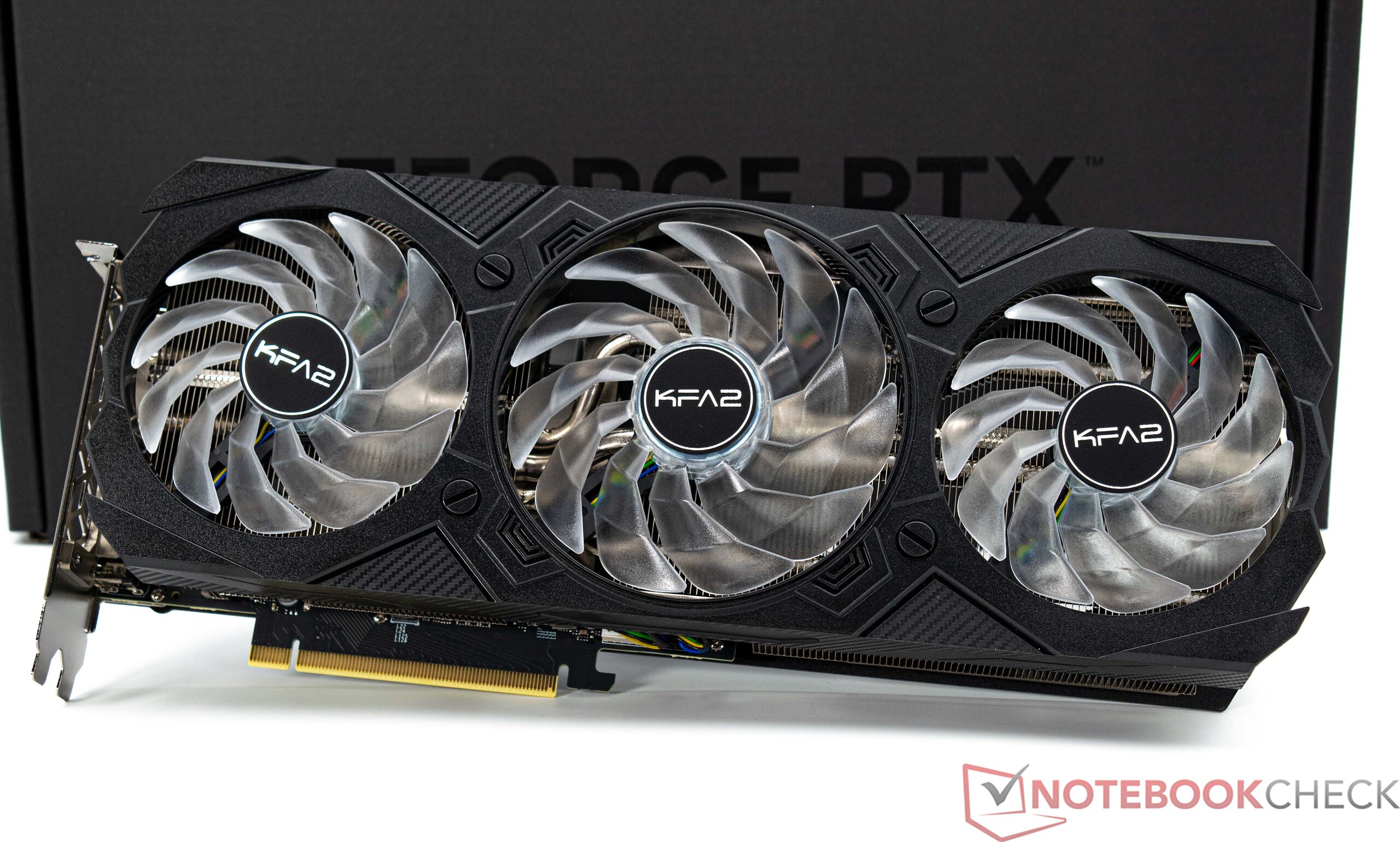Recensione della scheda grafica desktop KFA2 GeForce RTX 4070 EX Gamer ...