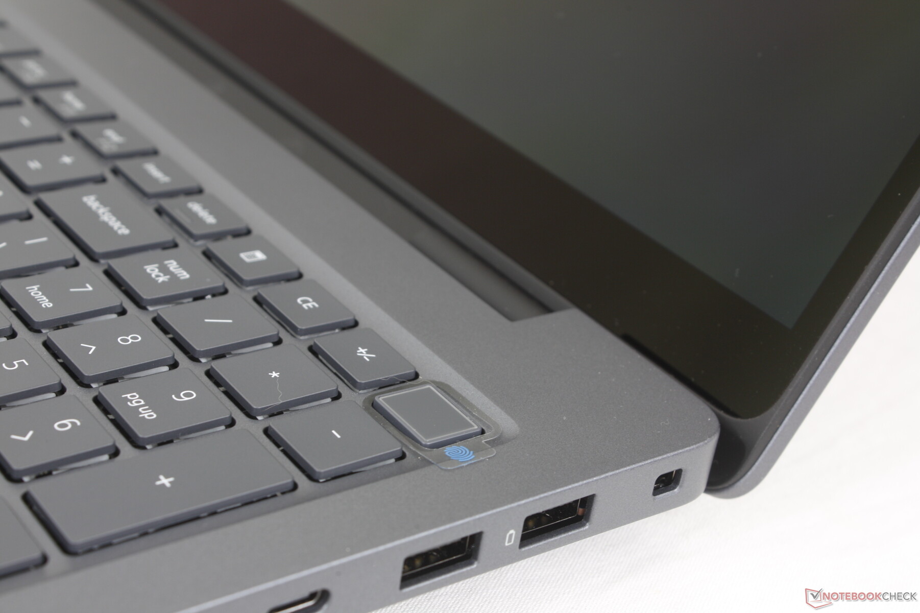 Recensione del Dell Pro Max 16 Plus: Una workstation mobile unica nel ...